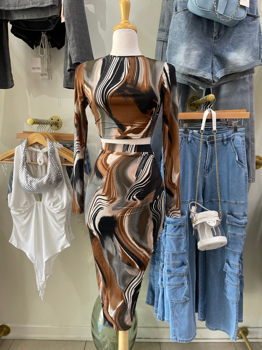 Esmii Moda– esmiimoda